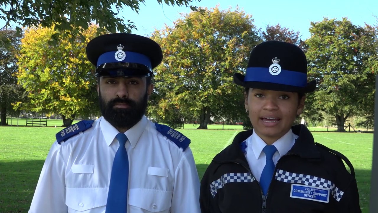 Newly qualified PCSOs Manpreet and Charlotte - YouTube