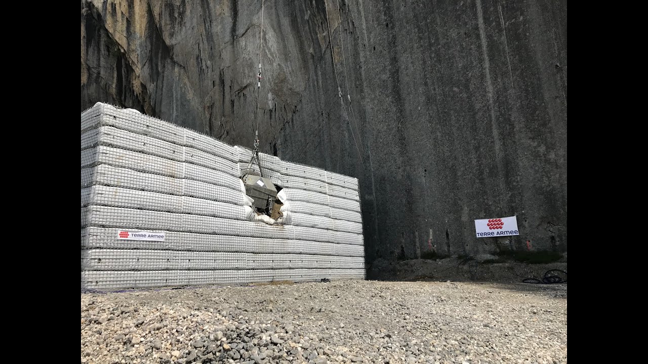 World-record impact on Reinforced Earth® rockfall bund: Slender ...