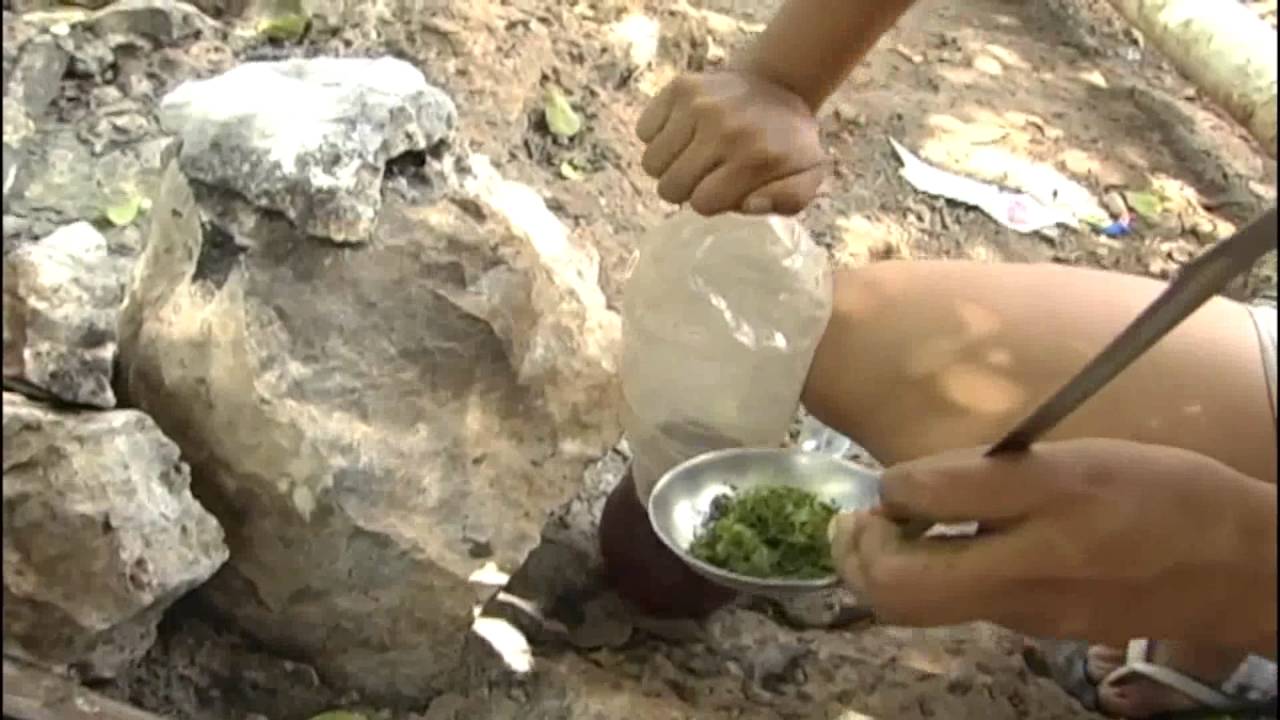 Medicina Tradicional Maya Curar Ombligo Saltado - YouTube