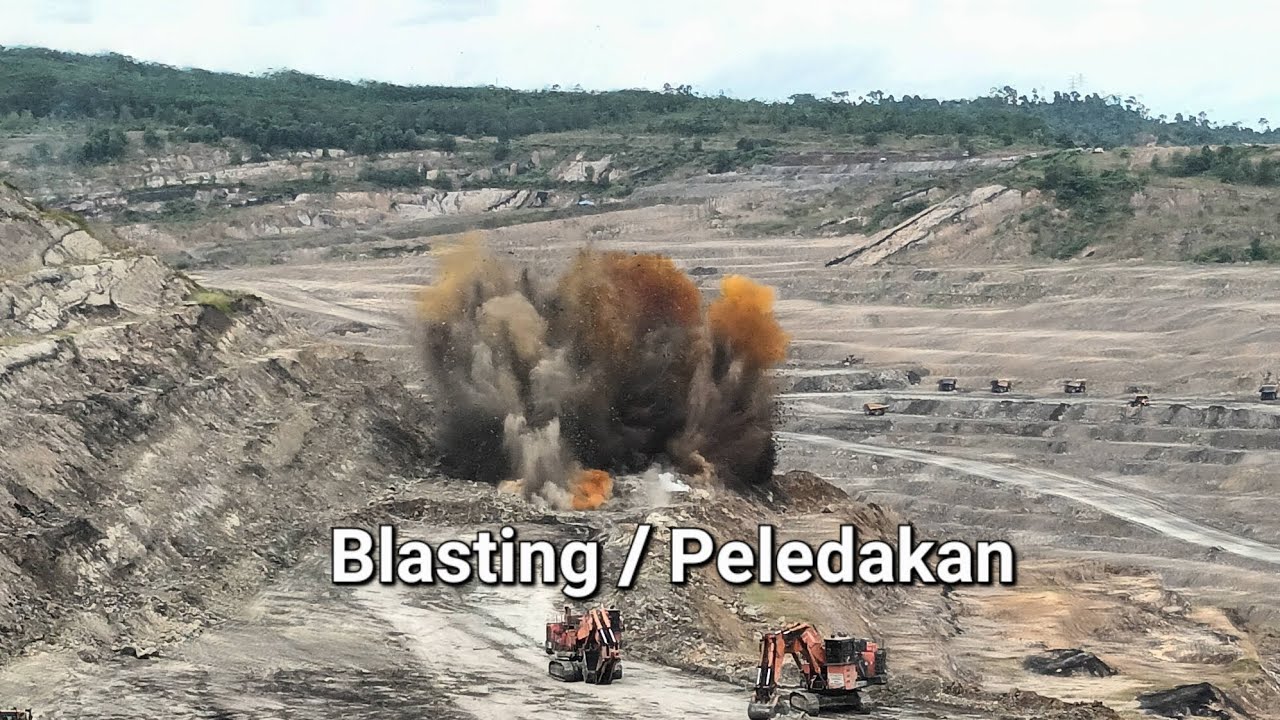 Kumpulan Vidio Blasting / Peledakan Pertambangan #blasting #blaster ...