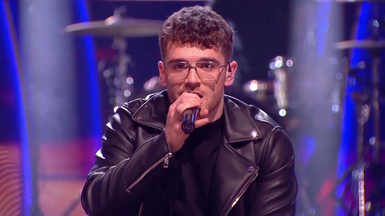 Ryan Mack - Sofa (Live on Dancing With The Stars) - YouTube