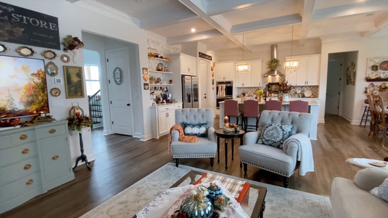 She Turned Her Home Into A Fall DREAM Home! 🍁 Fall Home Decor Tour 2022 ...