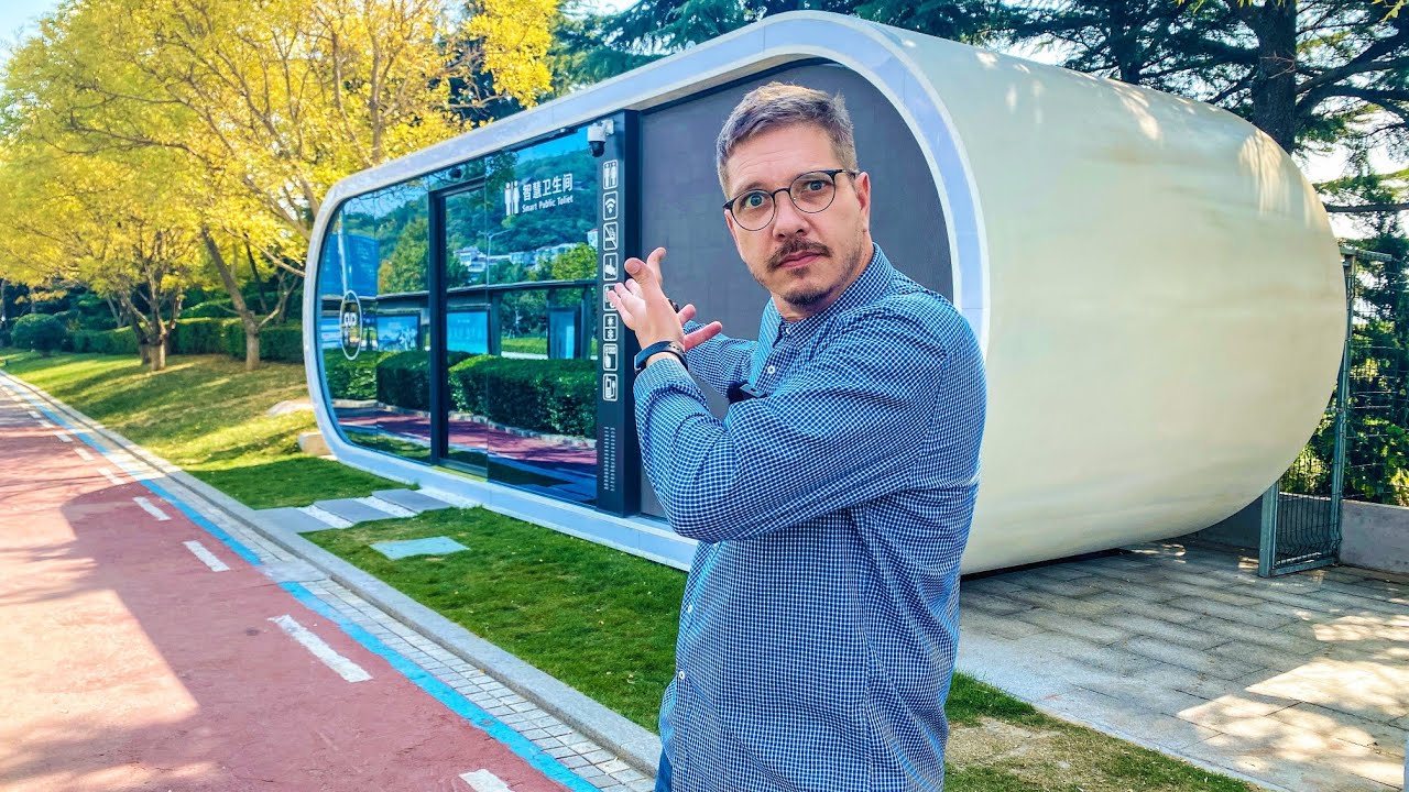 China's Luxury Public Toilets - YouTube