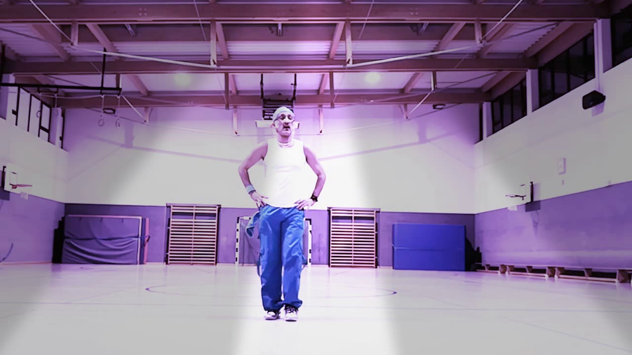 Video 002 - YouTube