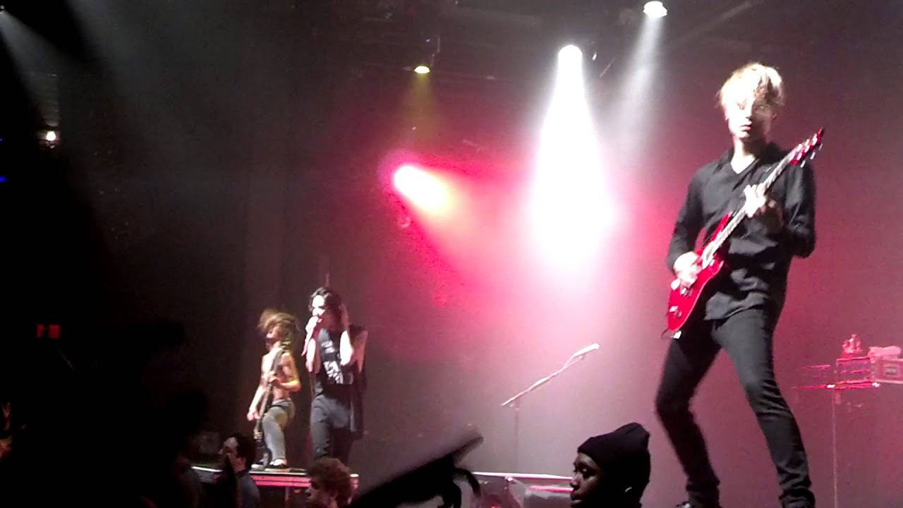 ONE OK ROCK - The Beginning LIVE NYC - YouTube