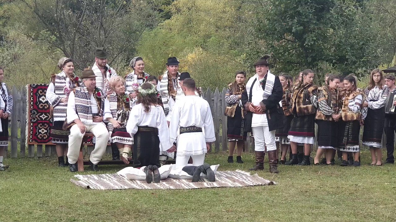 Iertaciune - nuntă tradițională Bucovina - YouTube