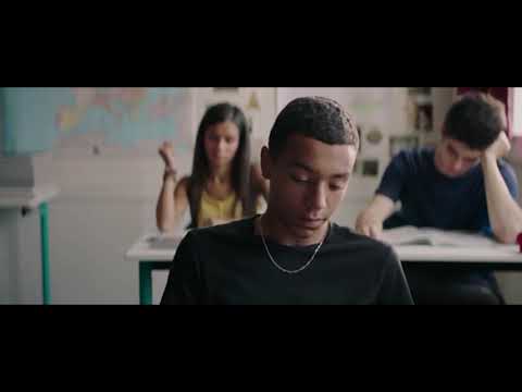 ´VIE SCOLAIRE’ meuilleur extrait du film-Yanis insulte en rafale le prof d’histoire