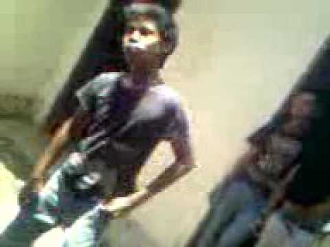 ngintip di wc sekolahan