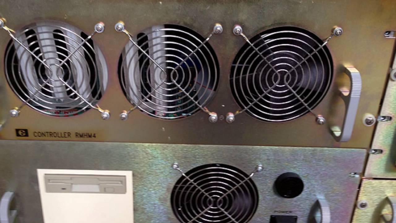 Electroglas 4085x prober / wafer prober, EG 4085 - YouTube