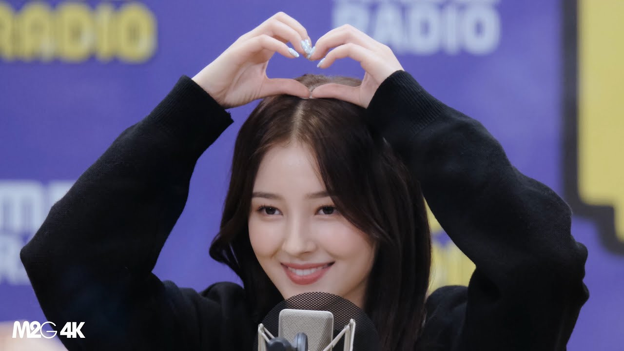 200101 모모랜드 낸시 Momoland Nancy ( 엔딩 토크 ) 아이돌라디오 4K 60P 직캠 Fancam - YouTube