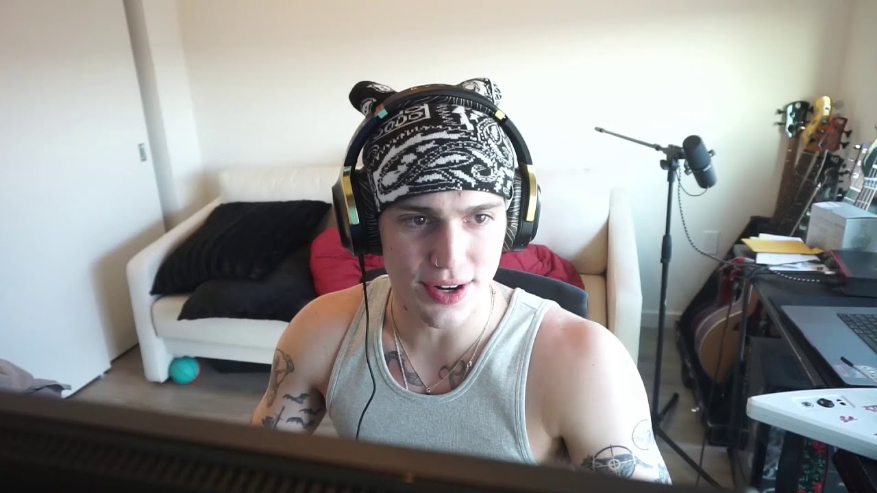 Vinnie Hacker 6th April 2024 'we so lit' Twitch Stream - YouTube