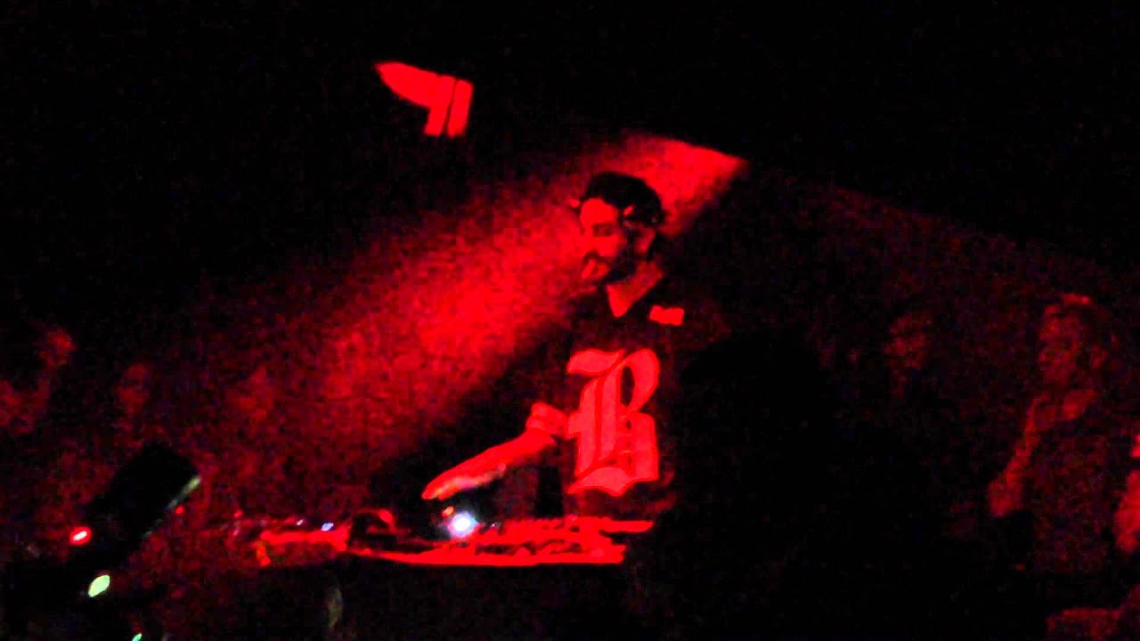 Louis Brodinski @ Slake NYC 12/31/13 NYE 2014 1080p HD (1/3) - YouTube