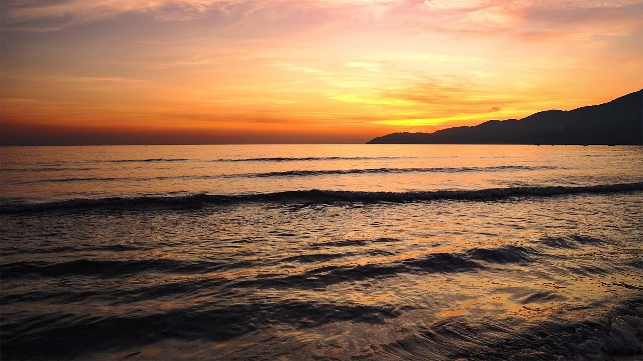 Golden Sunset Afterglow on the Beach with Calm Ocean Waves | Relaxing ...