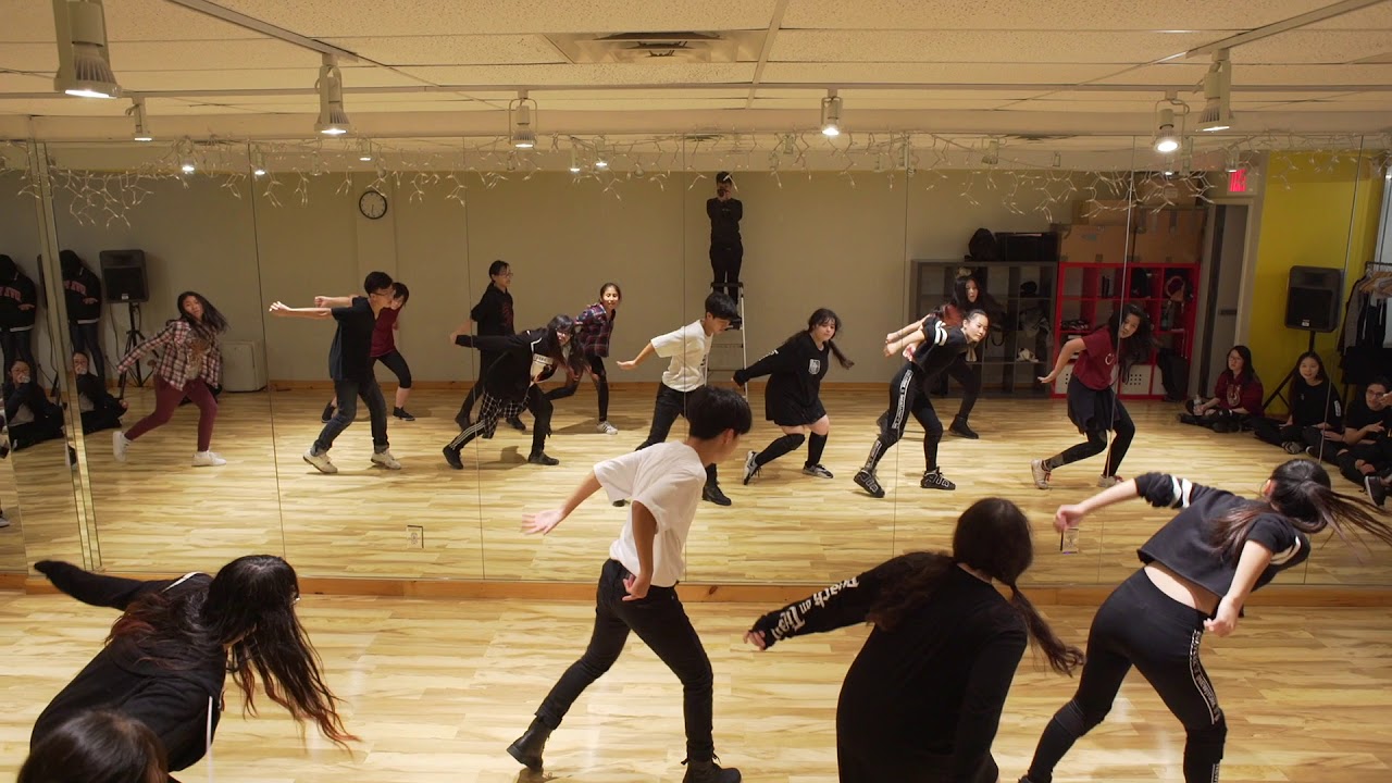 DNA | BTS (Kpop Dance Classes by I LOVE DANCE) - YouTube