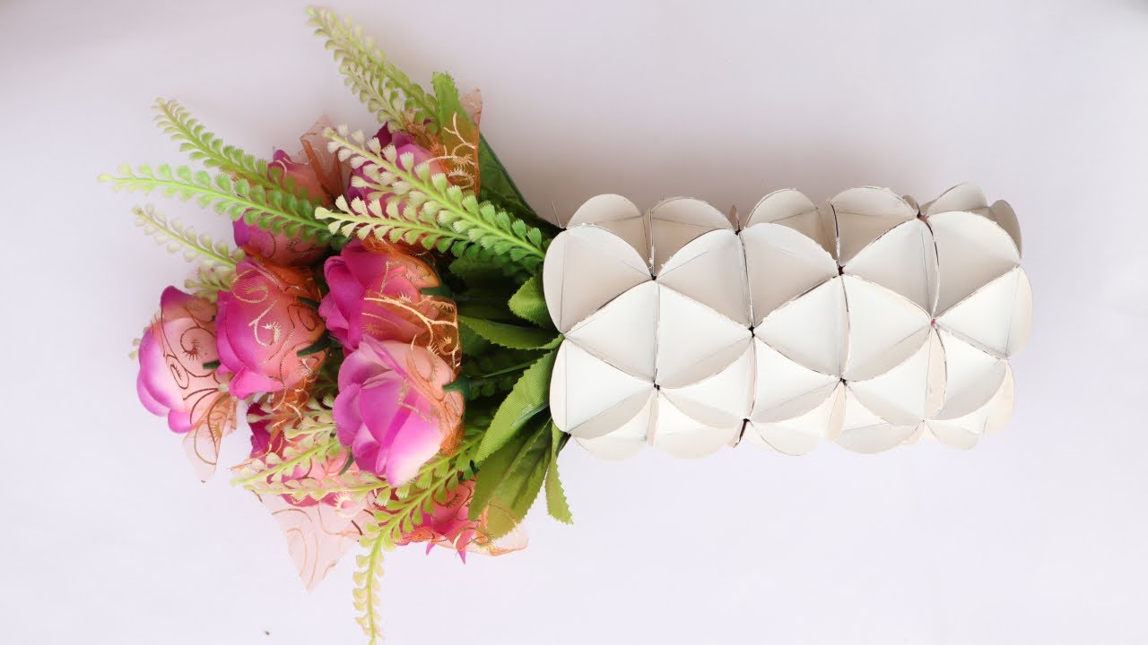 How To Make a Simple paper Vase | DIY Flower Vase - YouTube