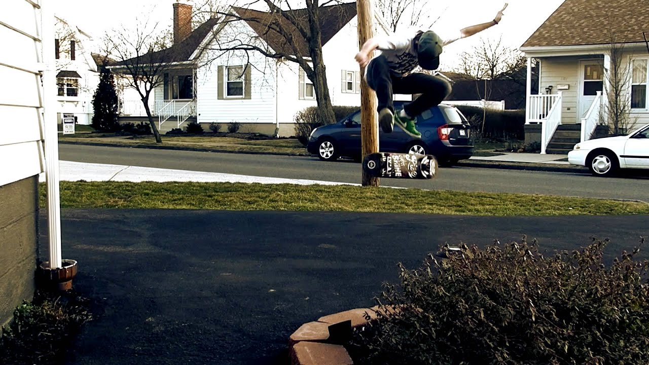 New Trick - Heelflips - Tre Flip Front Foot Catch - YouTube