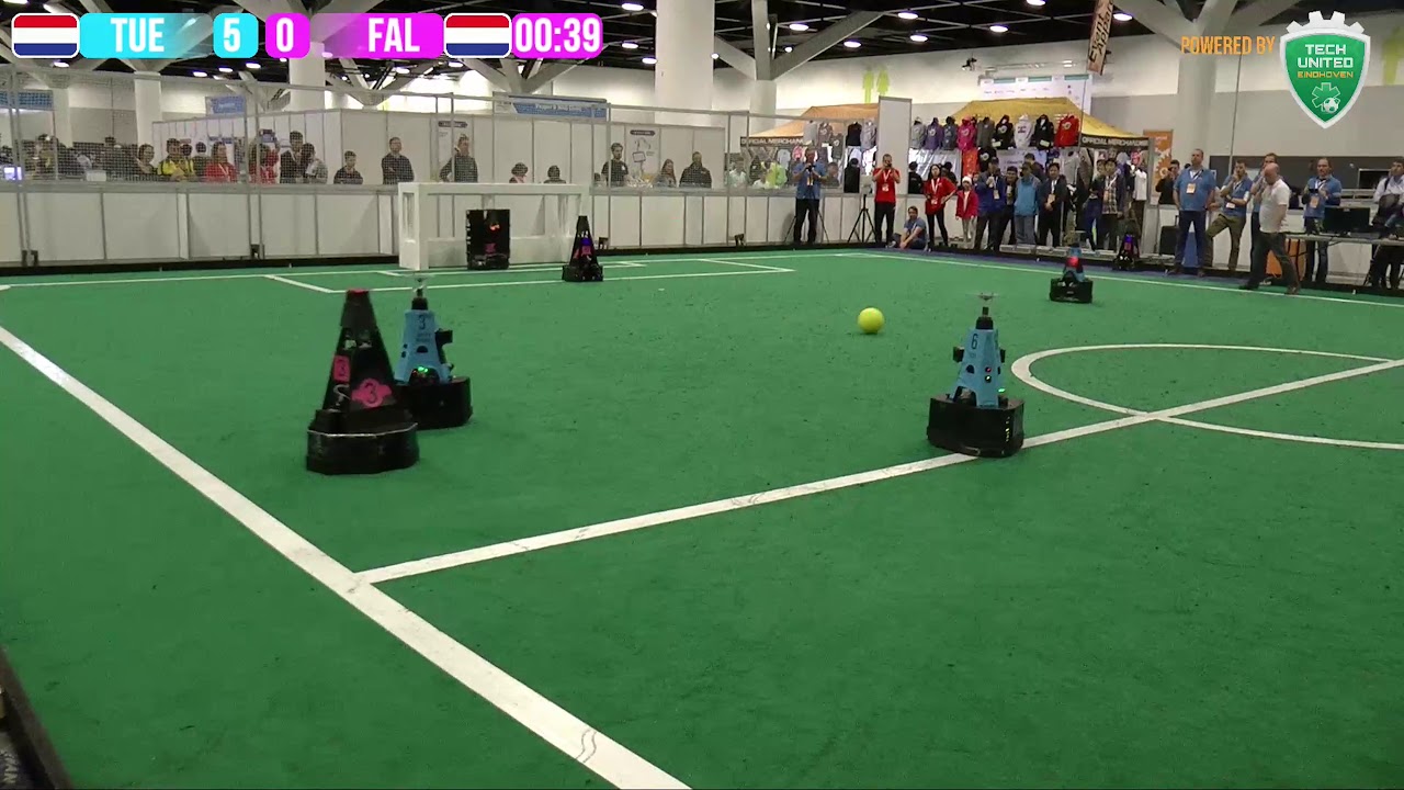 RoboCup 2019 - Semi Finals - Tech United vs Falcons - YouTube