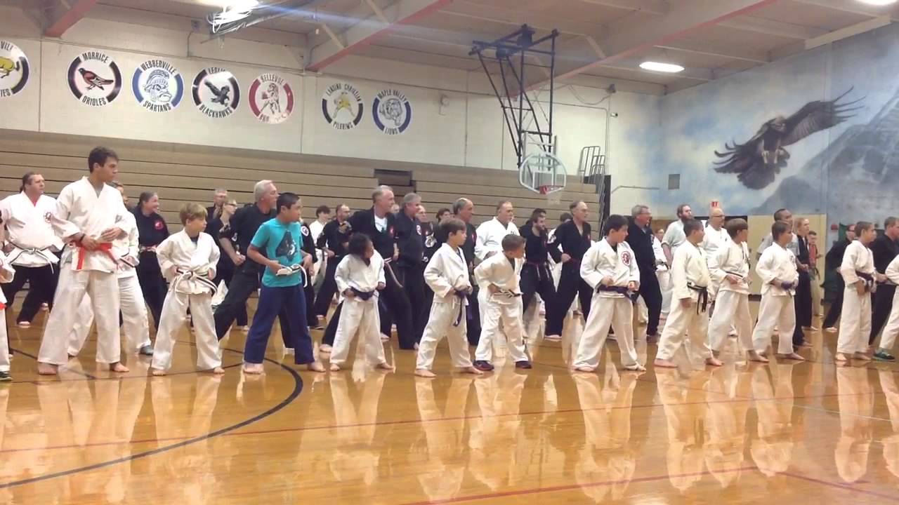 Sanchin Ryu Fall Workshop 8 nov 15 - YouTube