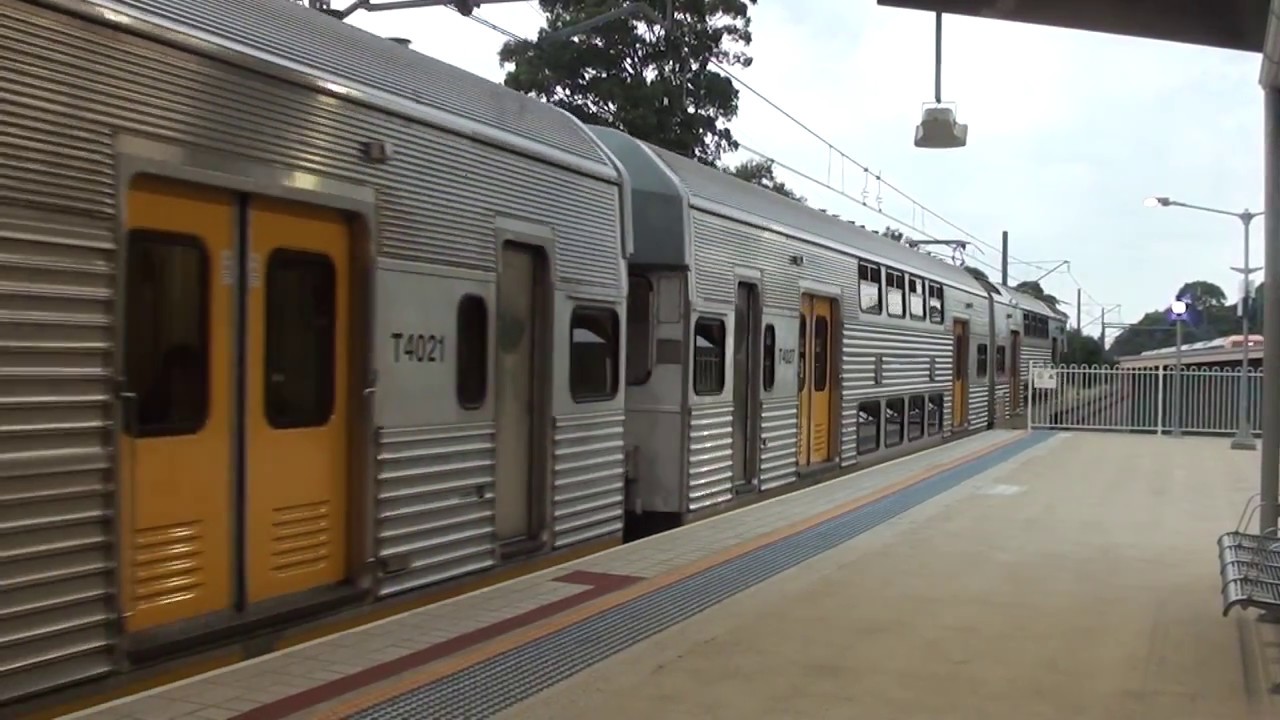 Trains at Holsworthy - Sydney Trains - YouTube