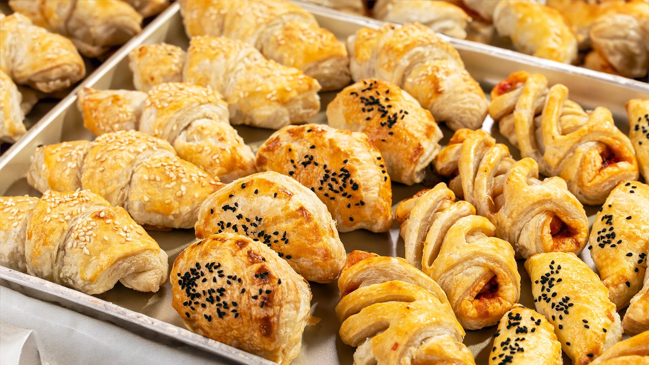 Puff pastry recipes - how to make special snacks. Tapenade, salmon and ...