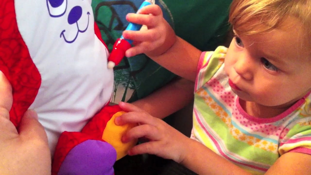 Spin Master AquaDoodle Doodle Buddy Review - The Toy Spy - YouTube