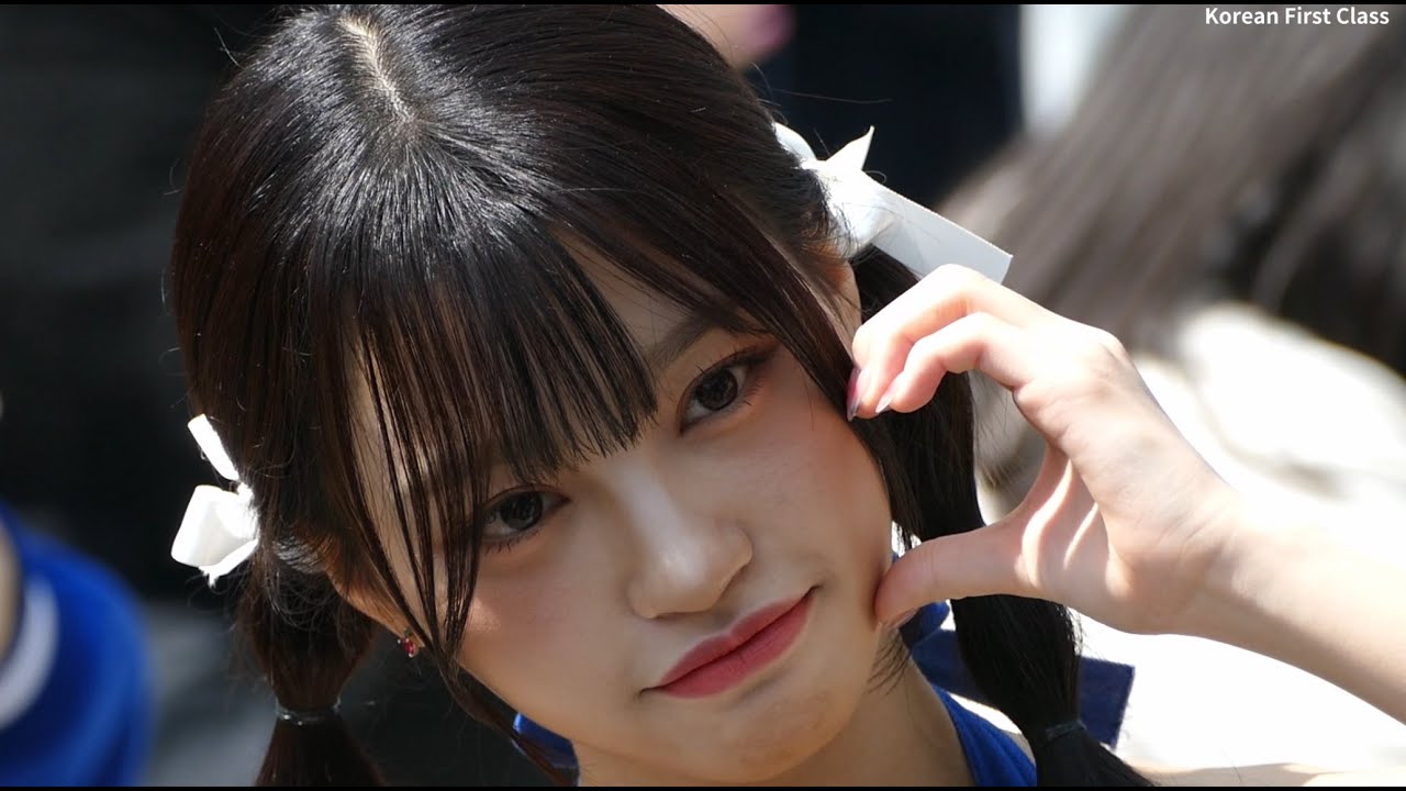 CSR DUNA | 첫사랑 두나 | daily fan manager - YouTube