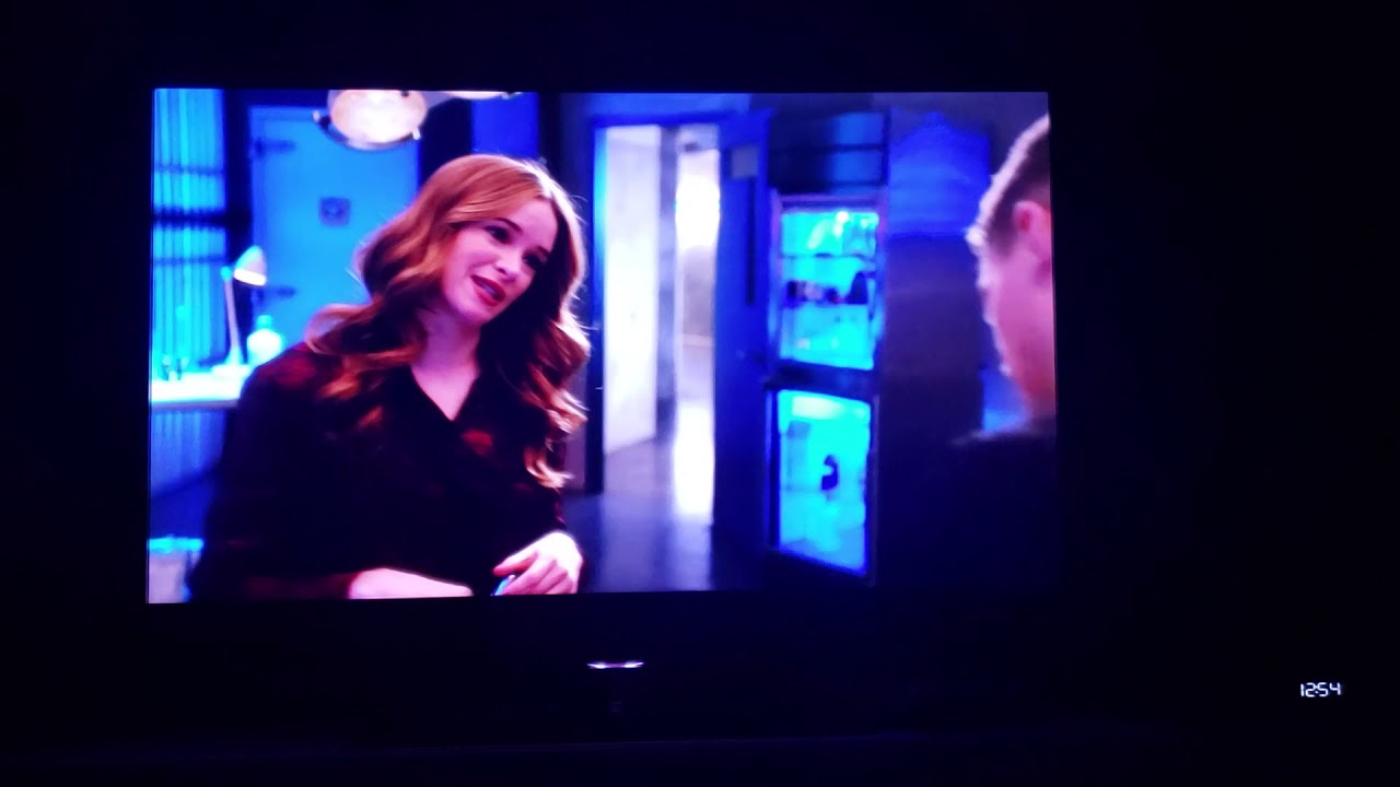 CW The Flash S5 Epi13 "Goldfaced" - Goldface Victory Aftermath Pep-Talk ...