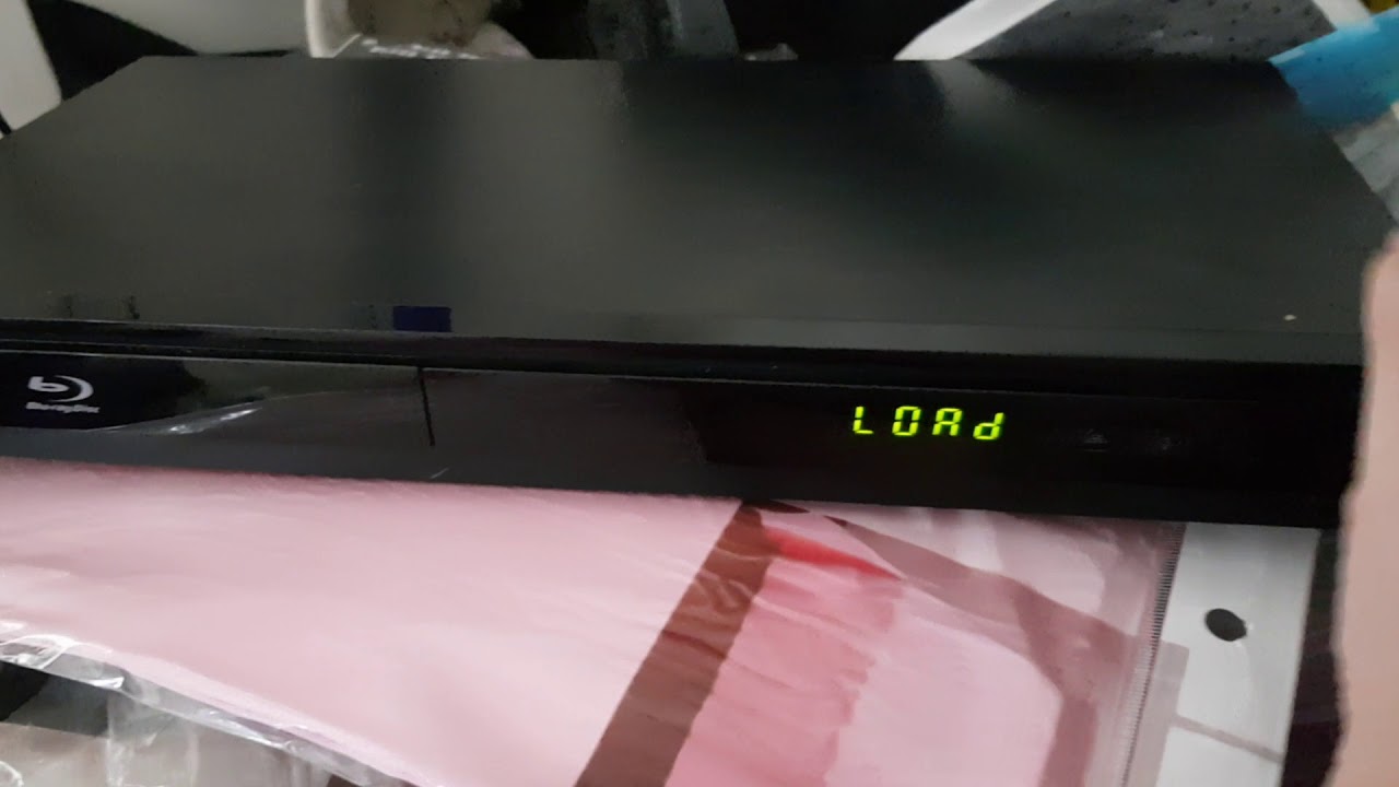 Old dvd player model - YouTube