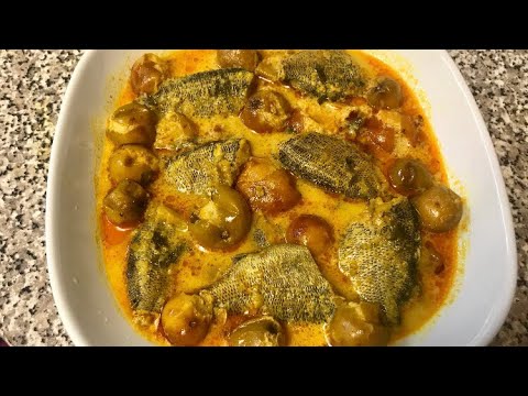 Raw boroi tenga(tok) with meni(beda) fish - YouTube