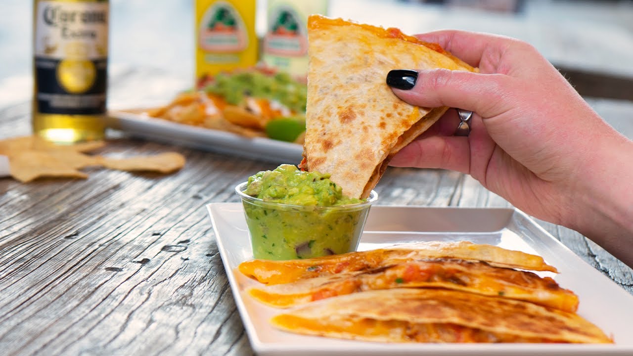 #3 La recette des quesadillas by NACHOS - YouTube