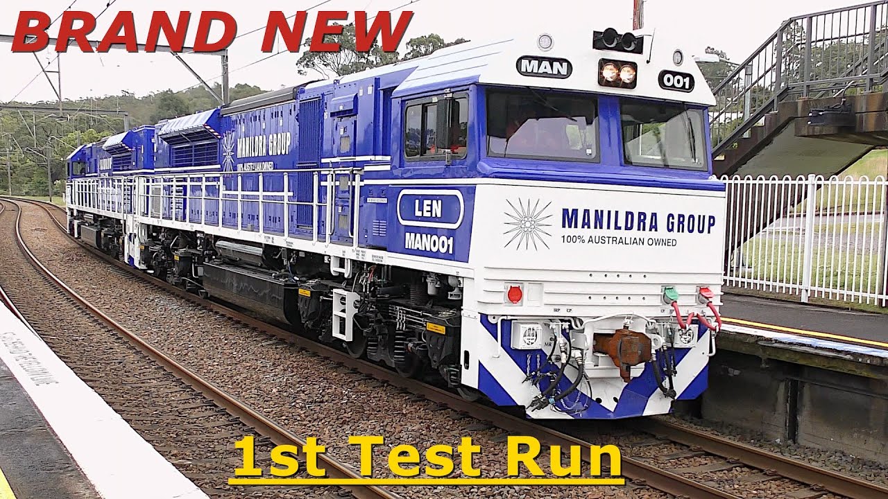 Manildra's new locomotives MAN001-MAN002 15:10:24 - YouTube