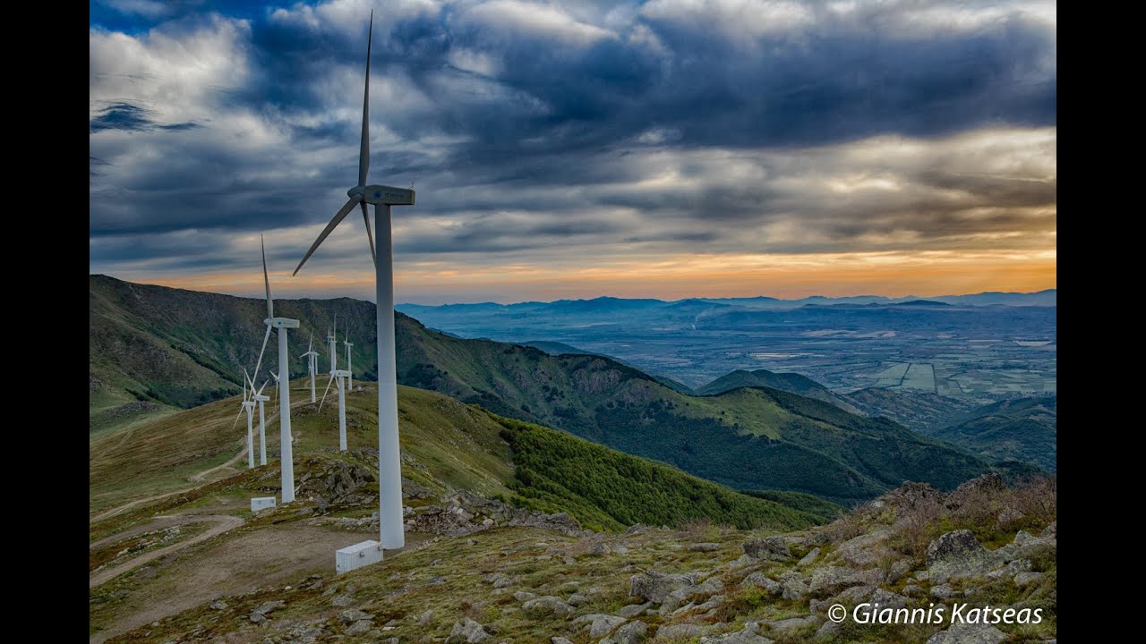 Βασιλικη Αγιου Αχιλειου και ανεμογεννητριες στην Βιγλα Πισοδερειου ...