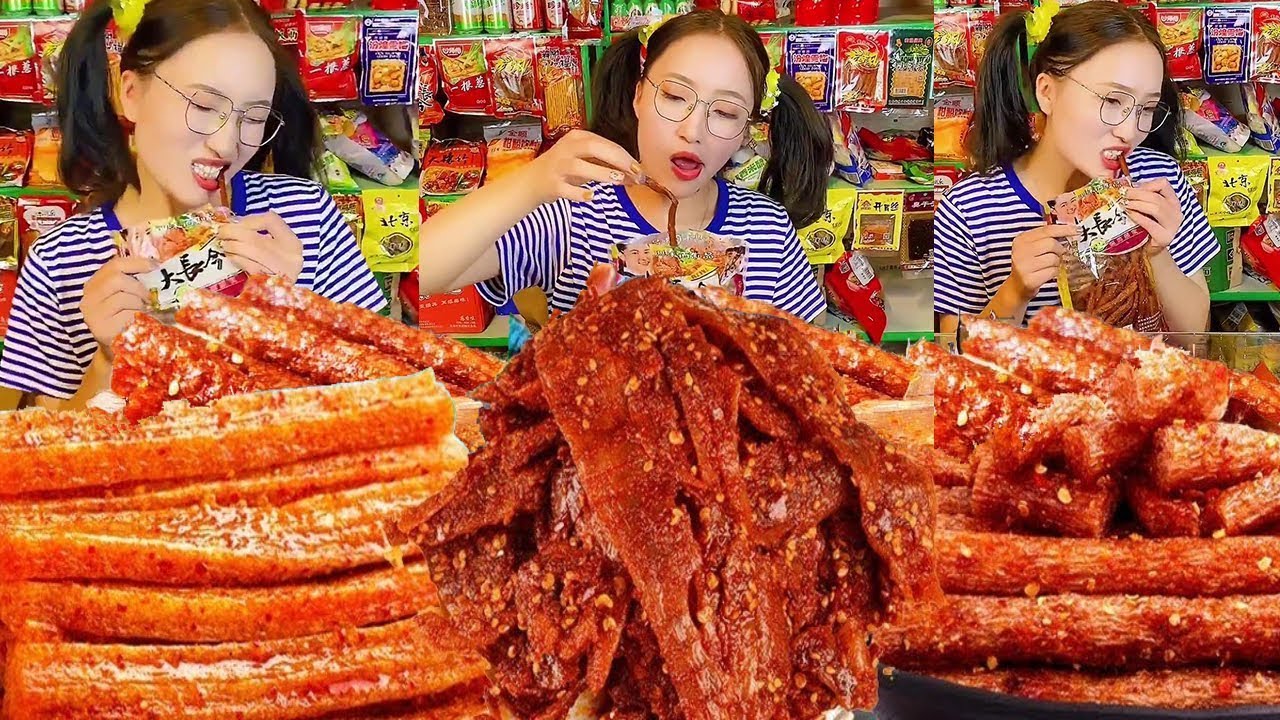 還記得童年的小賣舖嗎？臭乾子麻辣筋道越嚼越香，健力寶冰爽清甜氣泡十足#小賣鋪老闆娘#搞笑劇情#童年小賣部#童年回憶#懷舊零食 - YouTube