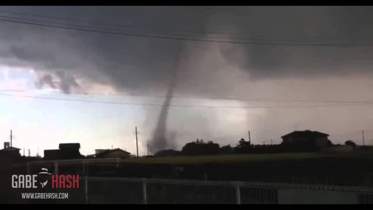 TORNADO IN TOKYO, JAPAN LEAVES DOZENS OF INJURED SEPTEMBER 2, 2013 ...