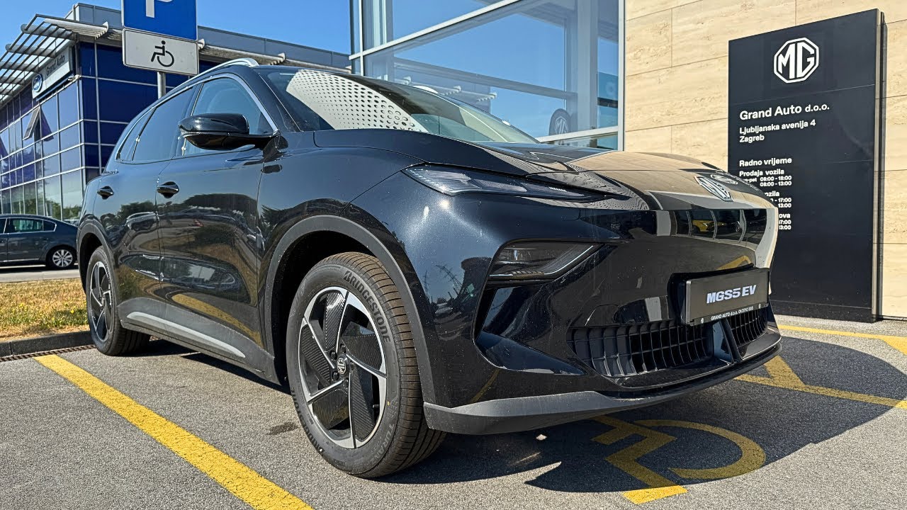 NEW 2025 MGS5 EV - Interior and Exterior Details - YouTube
