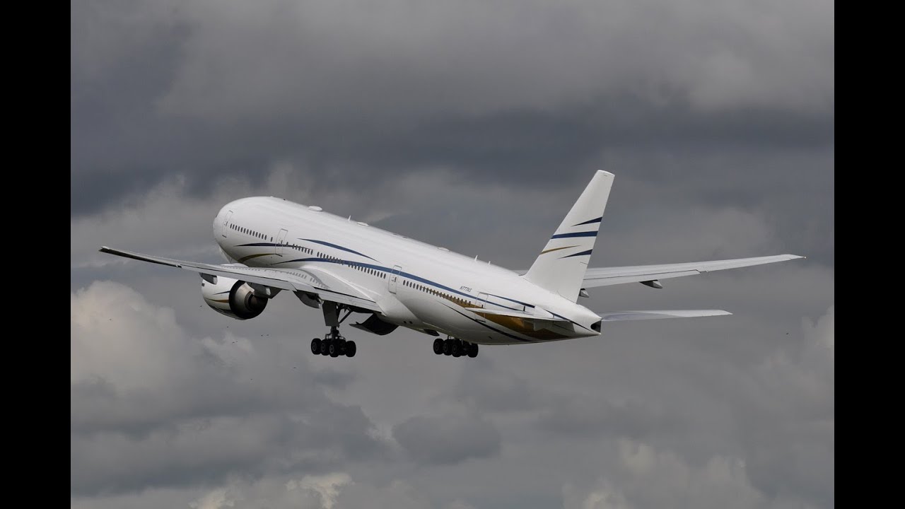 Boeing 777-200 Preflight Inspection Part 1 | APU Start - YouTube