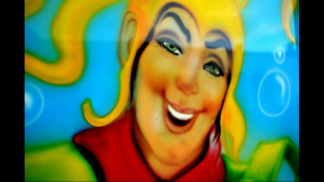 Elaine Watterson's Instagram, Twitter & Facebook on IDCrawl