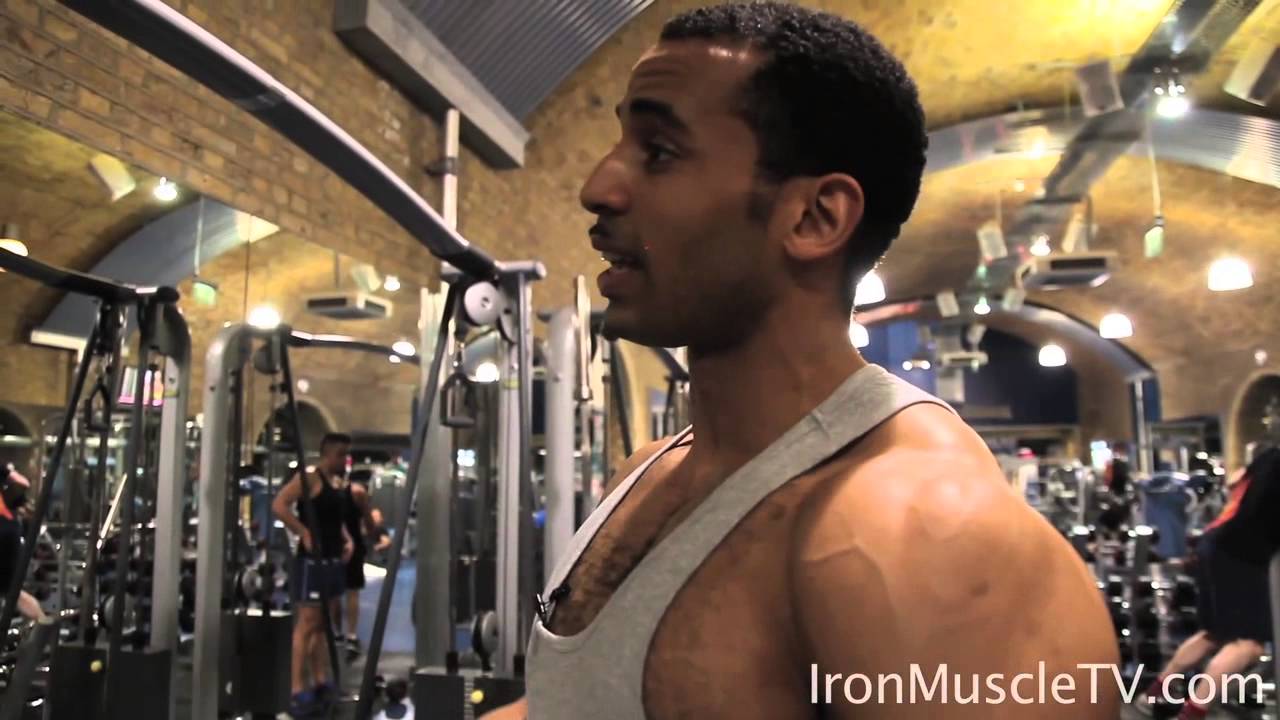 The Supersetting Back workout - WBFF Pro Ryan John-Baptiste - YouTube