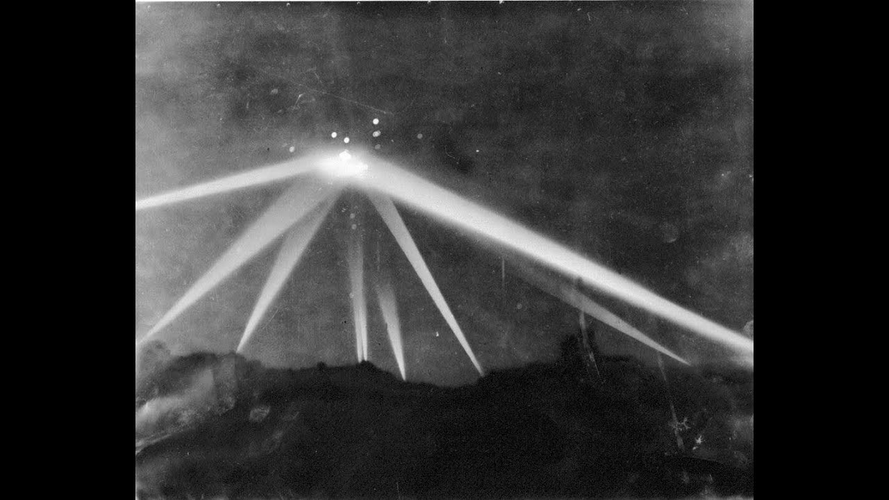 Battle of Los Angeles 1942 Army vs U F O CBS Reports - YouTube