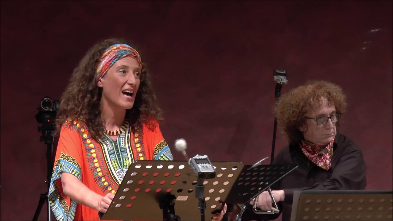 AFRICA - Extraits - Magali Thomas - YouTube