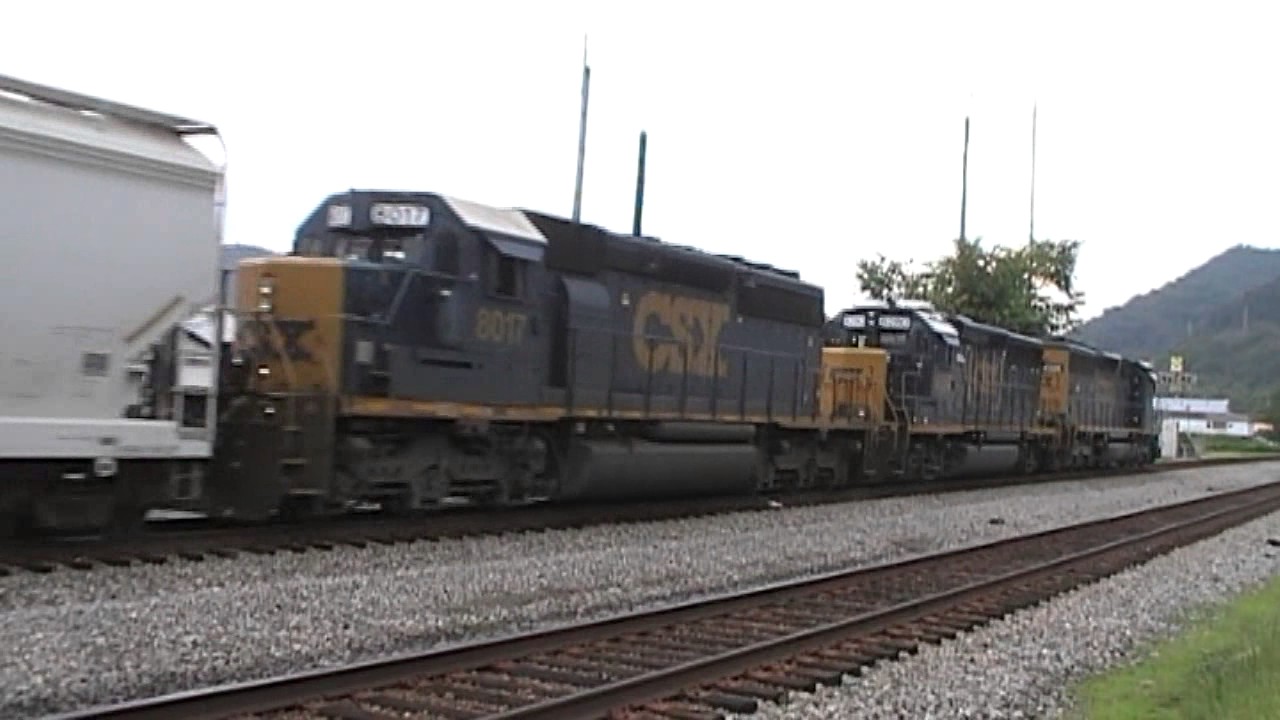 Standard Cab EMD Trio An Eastbound Manifest - YouTube
