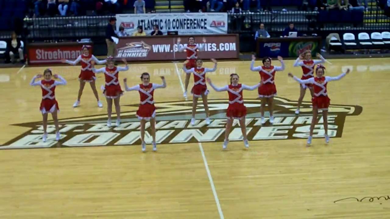 Olean Huskies Cheerleading - YouTube
