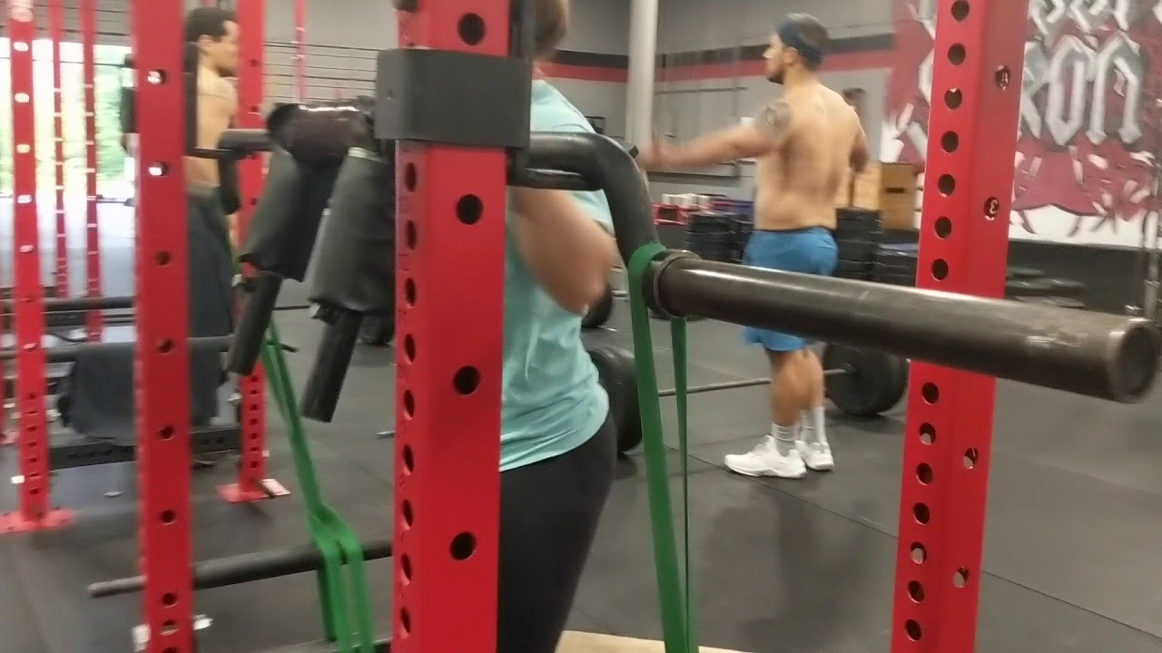 SSB Banded Low Box Squat - YouTube