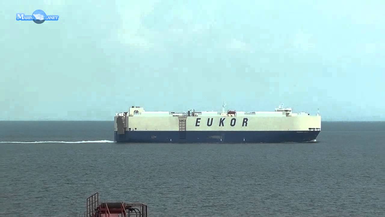 MERCHANT NAVY MORNING MIDAS VEHICLES CARRIER SHIP - YouTube