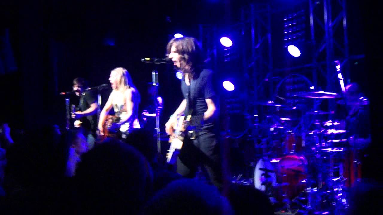 The Band Perry concert 2013 Cologne - YouTube