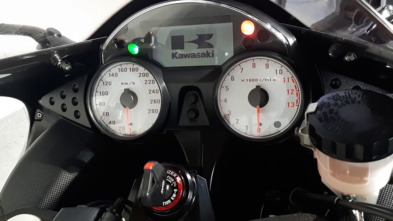 KAWASAKI ZZR1400 ZZ-R1400 - YouTube