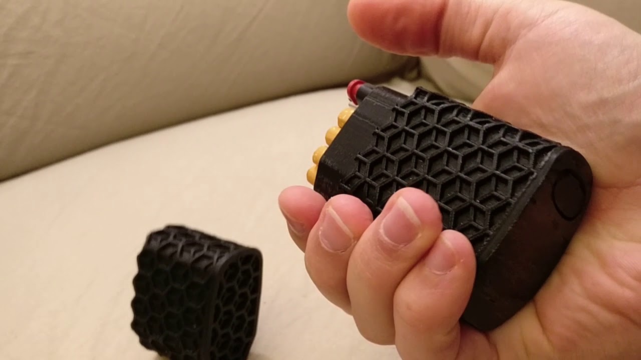 Boîte pour fumeur (smoker's box) - YouTube