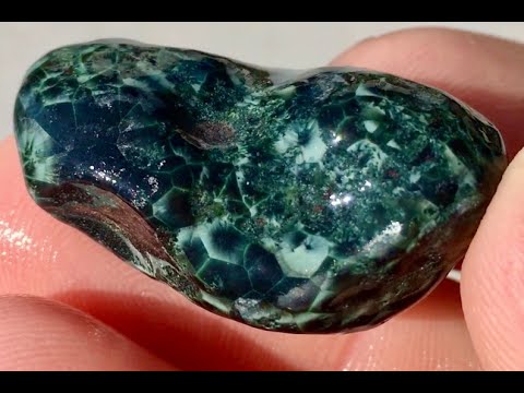 Excellence in Greenstones - Director's Cut 2 - Large Greenstone in ...