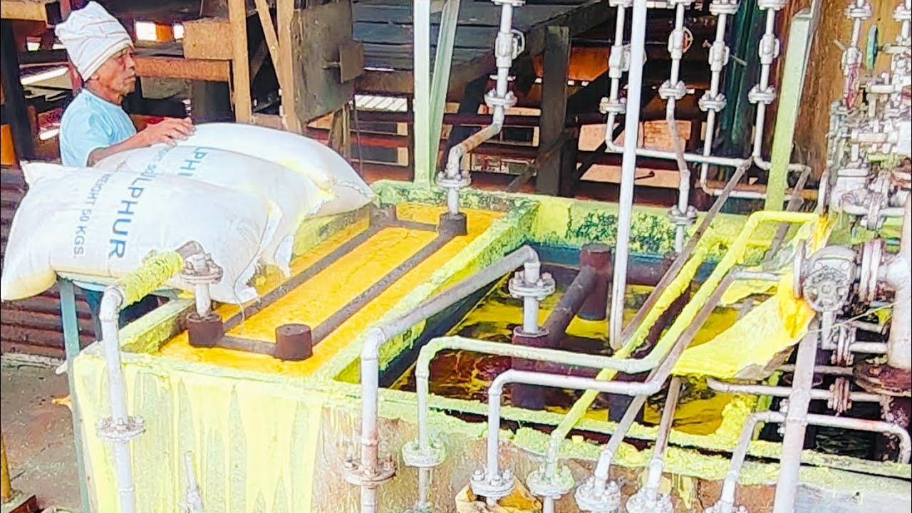 Sulphur melting for Sulphur furnace,#sugarfactory - YouTube