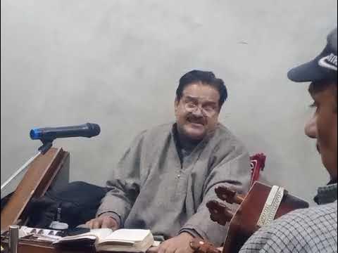 Kalami Wahab Khar Singer Farooq Ahmad Ganie at Johama Baramulla - YouTube